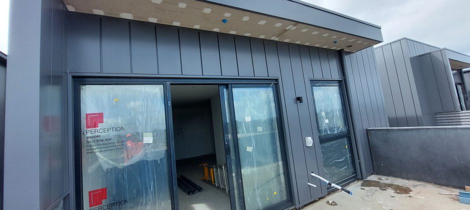 LA Cladding and Roofing - Professional Cladding & Construction Services